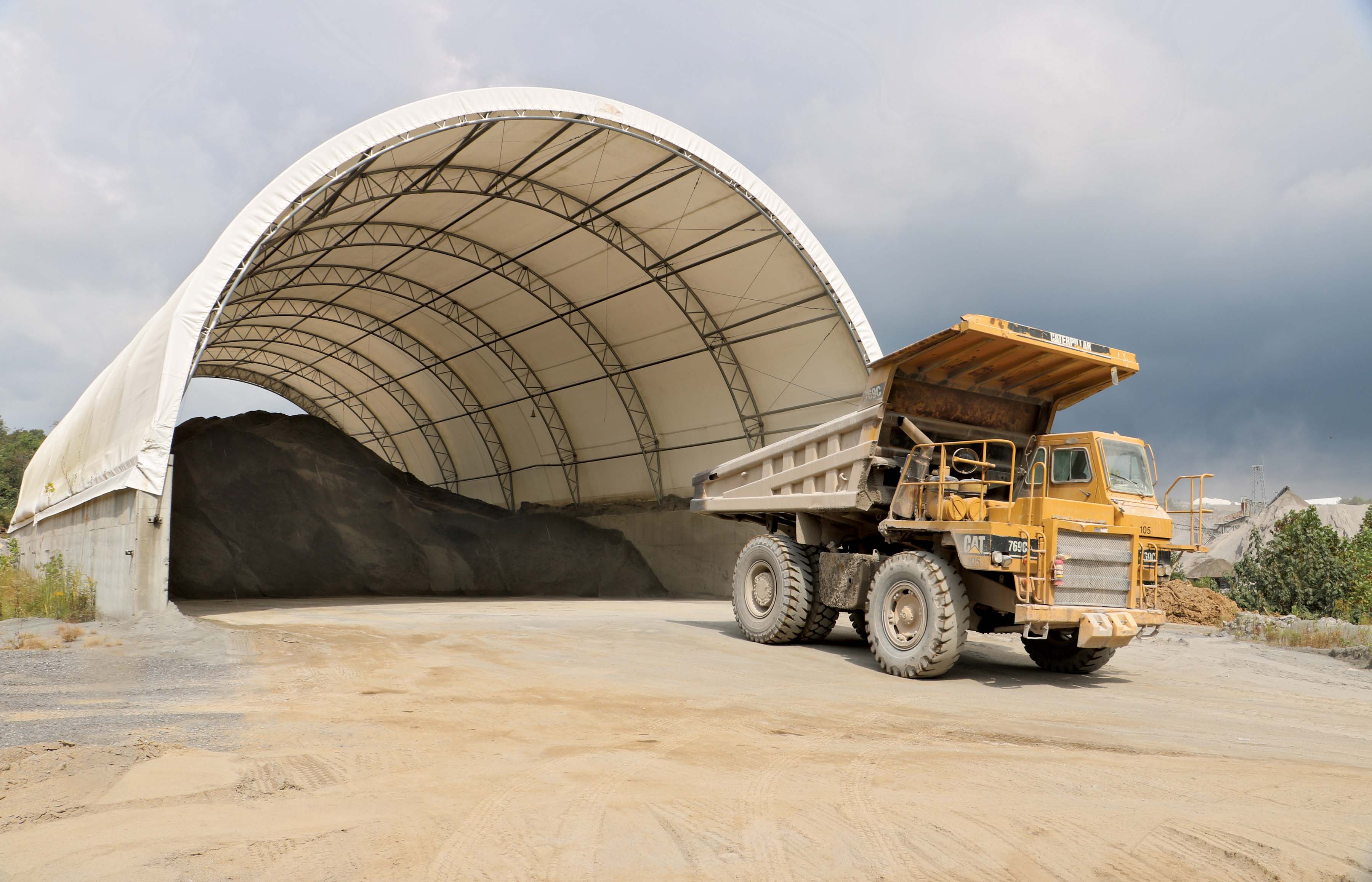 ClearSpan Sand & Salt Buildings: Expansive aggregate storage space ...